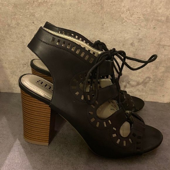 a.n.a | Shoes | Euc Ana Ravi Black Lace Up Sandals Size 8 | Poshmark